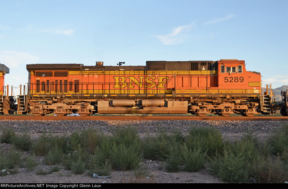 BNSF 5289